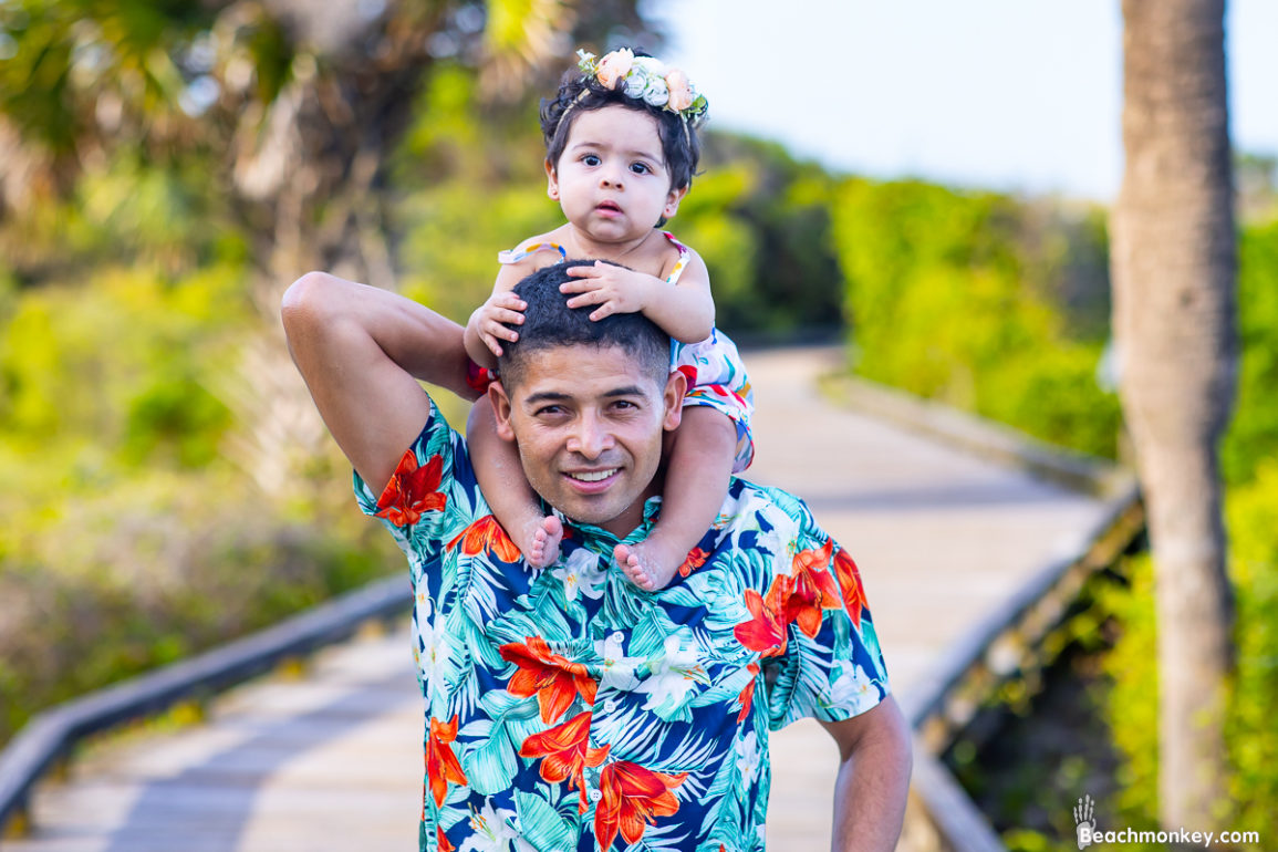 A family photo shoot in Myrtle Beach, SC with Adela's family